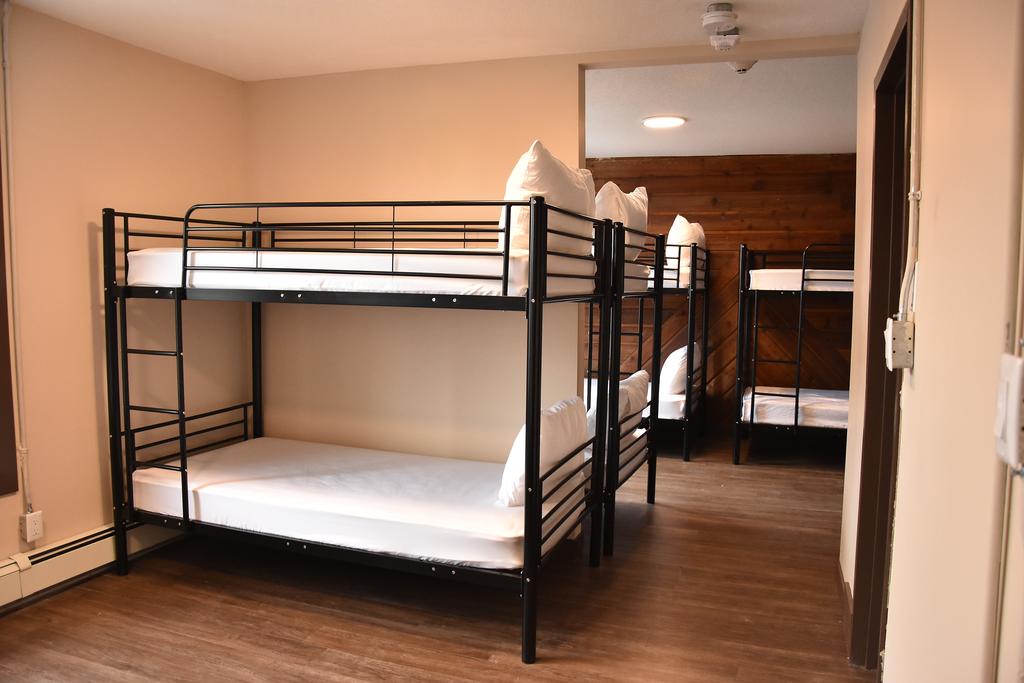 Dorm Rooms For Rent In Canmore Lake Louise | Canmore Hotel Hostel